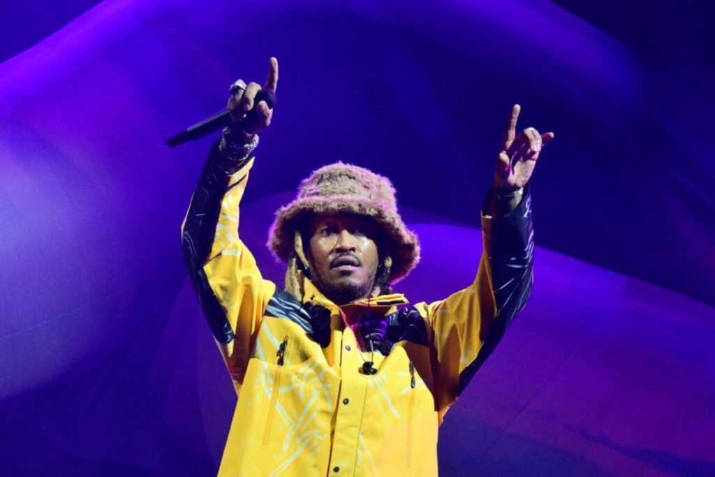 Future Drops Mixtape Pluto – Listen – HipHopVR