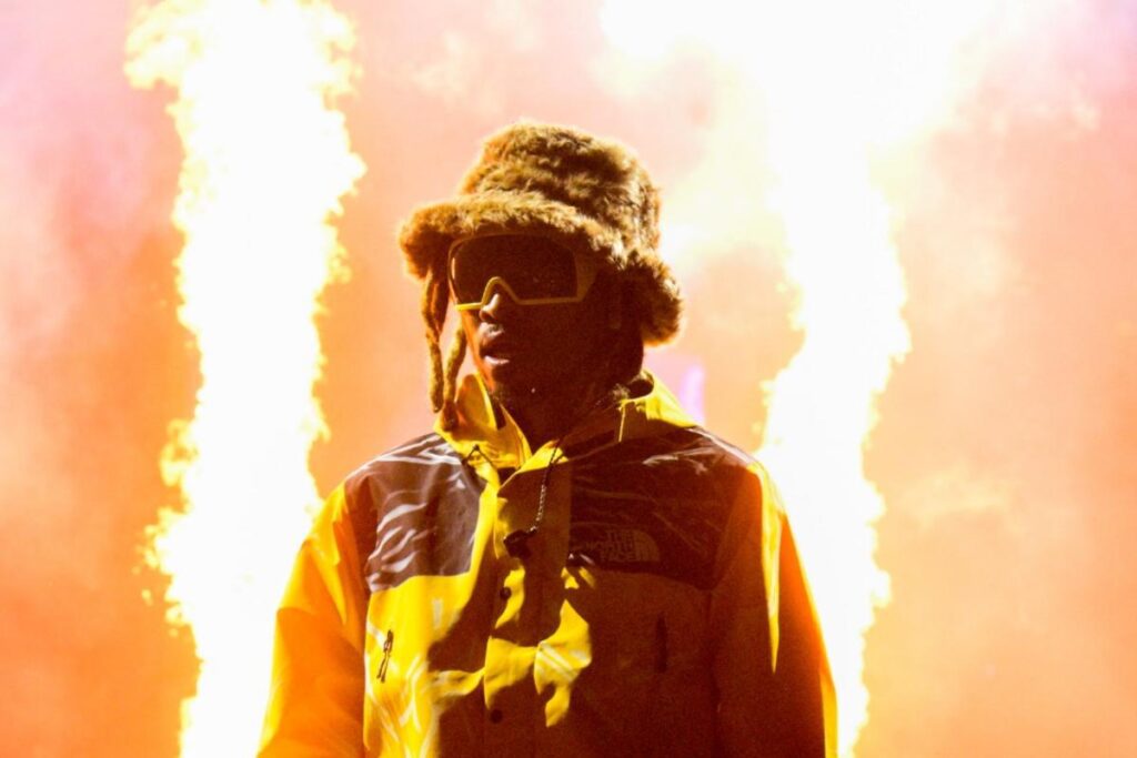 Future Mixtape Pluto – Everything We Know – HipHopVR