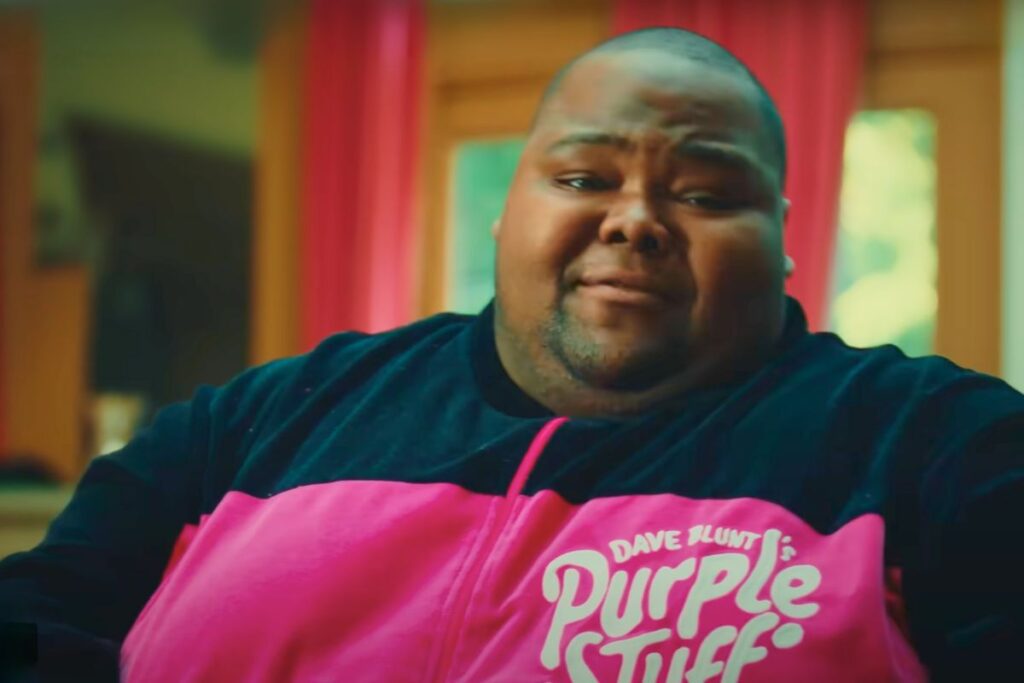 Dave Blunts says Kanye West kisses trans woman – HipHopVR