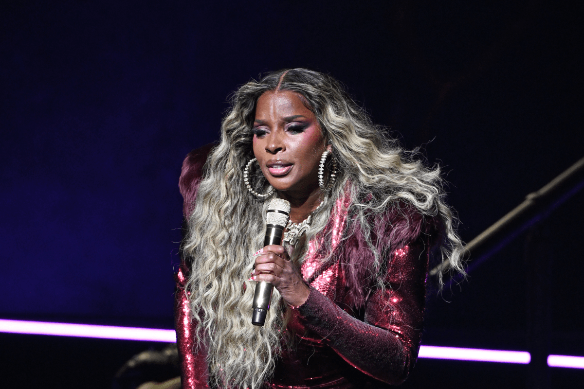 Mary J. Blige Breaks Silence on ‘Tired’ Dancing Viral Meme – HipHopVR
